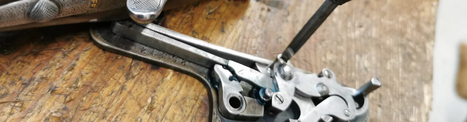 Browning 12 gauge B825 Sporter | Greenfield Gunmakers